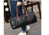 China Black Mens Waterproof Travel Bags Gym Leather Duffle Bag 53X18X21cm for sale