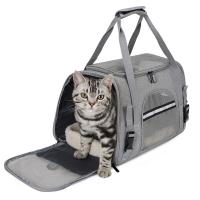 China Multifunctional Pet Shoulder Bag Rabbits Suitable Endearing Pet Accouterments For All Ages Comfortable Durable Stylish Pet Accessories for sale