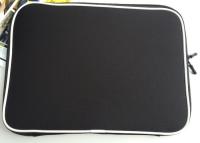 China 13'' Slim Black 5MM Polyester Laptop Protective Carrying Cases Zip Closure for sale