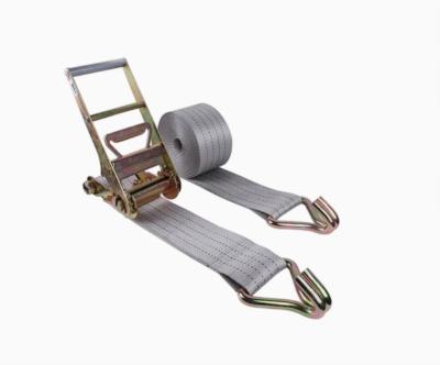 China 2 Inch Heavy Duty Ratchet Tie Down Straps 2500 lbs Breaking Strength Polyester for sale