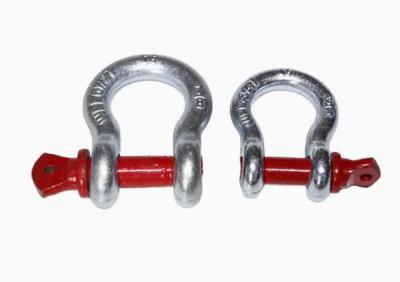 China Hot-Dip Galvanized Crane Shackle 1T to 50T WLL Screw Pin Bolt Type for Heavy Lifting for sale