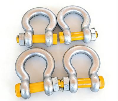 China Forged Bolt Type Bow Shackle 0.5-55T WLL ASME B30.26 Alloy Steel Rigging Hardware for sale