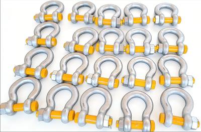 China Screw Pin Bow Shackle 0.5T-150T Heavy Duty Lifting Rigging G2130 Forged Carbon Steel for sale