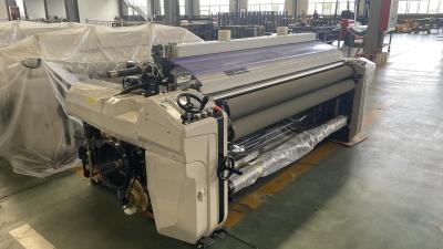 China 700 - 1000RPM Speed Water Jet Loom For Weaving Polyester Satin Double Color for sale