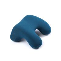 China Travel Memory Foam Triangular Pillow Woven 100% Polyester Customized Color 200pcs 0.5-1 Kg for sale
