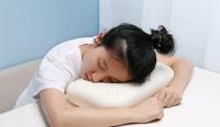 China JOURM Portable Latex Small Pillow The Perfect Travel Companion for Your Cervical Spine for sale