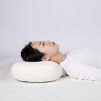 China Handmade Custom Cervical Memory Foam Pillow for Therapeutic Head and Neck Pain Relief for sale