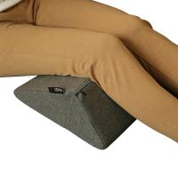 China Leg Back Support Rest Triangle Shaped Cushion for Restful and Relaxing Sleep for sale