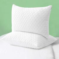 China Christmas Pattern Queen 2 Pack Shredded Memory Foam Pillows for Side and Back Sleeper for sale