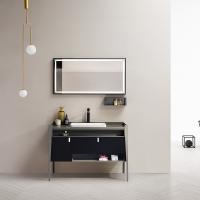 China Luxury Bathroom Essential: The Integration of Technology and Aesthetics in Bathroom Mirrors for sale