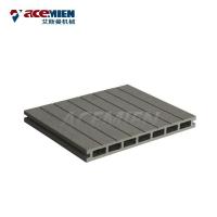 China Flooring WPC Extrusion Line PE PVC WPC Wood Plastic Composite 2500 Kg for sale