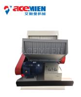 China Crusher Plastic Auxiliary Machine For Recycling Waste Plastic Crusher 200-600kg/H for sale