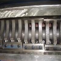 China Recycling 9CrSi Blade 400kg/H 22KW Plastic Crusher Machine for sale