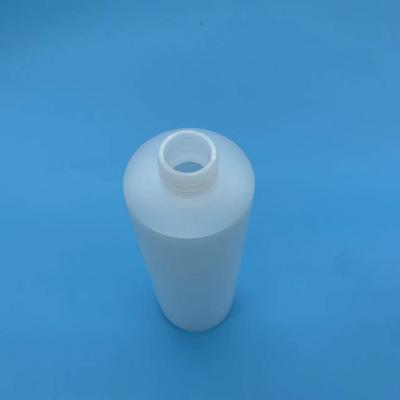 China Translucent Disinfectant Alcohol White Plastic PE Bottle Corrosion Resistance for sale