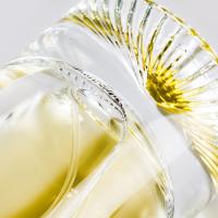 China 50ml Clear Short Round Glass Perfume Spray Pump Frosting for sale