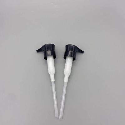China 33 410 PP PE LDPE Plastic Pump Head 4.5cc Plastic Oil Dispenser for sale