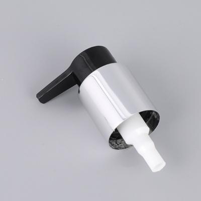 China 24 Teeth Long Mouth Pressing Switch Makeup Remover Oil Pump 0.25cc for sale