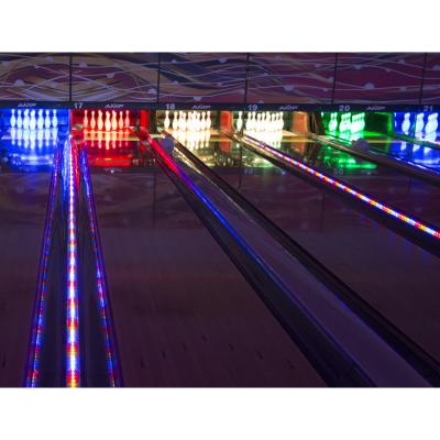 China Sample 3-7 Days Bowling Alley Pins Lane Equipment Bowling Machine With Bowling Ball for sale