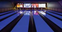 China Indoor Sports Entertainment Synthetic Bowling Lane Warp Resistant for sale
