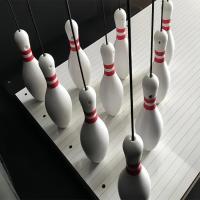 China Indoor Fitness High Grade Design Mini Bowling Machine with Ten Pins String Pinsetter for sale