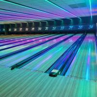 China Customization Bowling Game Machine For Full Entertainment Center for sale