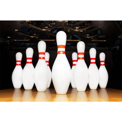 China Bowling Pins with Ergonomic Shape Classic Design Durable Polyurethane Material for sale