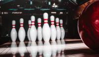 China Polyurethane Bowling Pin Set Sturdy and Durable with Stable Bottom Heavy Design for sale
