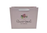 China Custom Printed Flower Style Paper Gift Bags with 80-300gsm Material Options and 3,000 MOQ for OEM Branding for sale