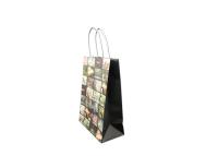 China Custom Recyclable Christmas Gift Paper Bags 157-350g Material with 3000pcs MOQ for Luxury Packaging for sale