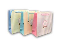 China Custom Small Brown Gift Bags with Handles - 157-350g Material Options, 3000pcs MOQ, Fashionable Packaging for sale
