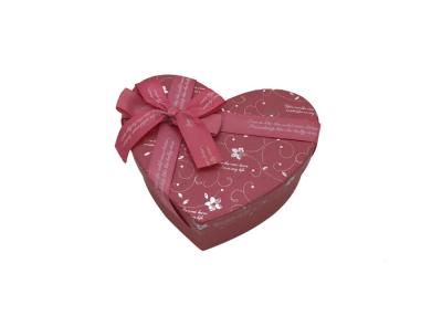China Custom Luxury Wedding Heart Shaped Chocolate Gift Box - 600-1600g Cardboard, 157-250g Art Paper, 1000pcs MOQ for sale