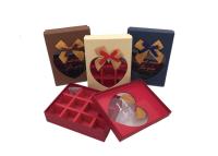 China Custom Chocolate Gift Box with Heart Window - 800-1200g Cardboard, 1000pcs MOQ, 7-Day Samples for sale