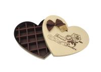 China Heart Shaped Chocolate Gift Box with 800-1200g Cardboard & Custom Dividers for Valentine's Day Packaging for sale