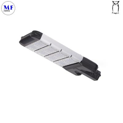 China Factory Price LED Street Light IP65 Ik10 Outdoor 50W-250W With 10kv SPD Dimming For Roadway Highway Parking Lot for sale
