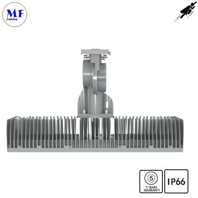 China 140lm/W High Brightness 1200W LED Sports Stadium Light 5 Years Warranty Die-Casting Aluminum Ik08 IP66 Dustproof for sale