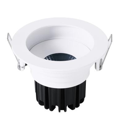 China Flicker Free IP54 Anti Glare 93Ra Spotlight Ceiling Light 8W / 10W for sale