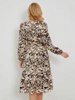 China Fitted Floral Print Frock Women'S V Neck Floral Dress Lantern Sleeve A Line Skirt for sale