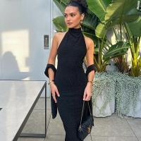 China Fashion temperament new sexy blockbuster halter halter slim splicing sleeve long bright silk dress for sale