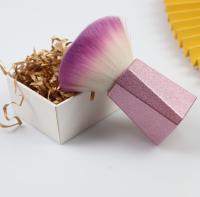 China Vegan Kabuki Face Powder Brush with Ergonomic Handle for Mineral Blush Application for sale