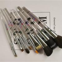 China Acrylic Handle Synthetic Hair Makeup Brush Set 9pcs with Case Crystal Diamond Design for sale