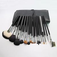 China 18PCS Natural Goats Hair Makeup Brush Set with Wooden Handle for Professional Artists OEM for sale