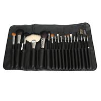 China 18PCS Natural Goats Hair Makeup Brush Set with Wooden Handle for Professional Artists OEM for sale