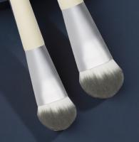 China Very Dense Hair Seamless Makeup Single Foundation Brush for sale