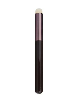 China Lip Blend Single Makeup Brush , Multi Purpose Detail Concealer Brush for sale