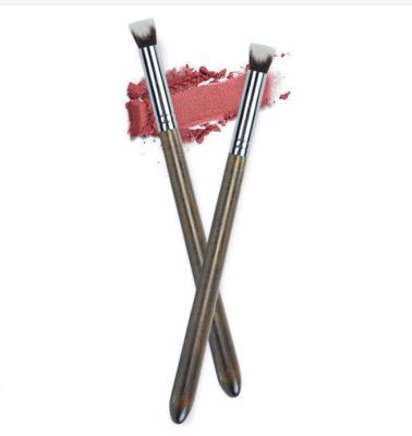 China Double Angled Hair Single Makeup Brush For Flawless Conceal for sale