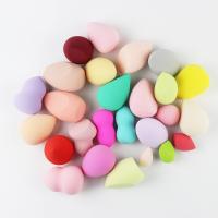 China Mini Makeup Sponge Blender Portable Eco Friendly Polyurethane 3000pcs MOQ Custom Colors for sale