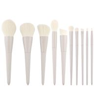 China 10-Piece Synthetic Makeup Brush Set Super Soft Bristles Wooden Handle for sale