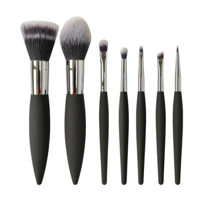China 7 Pieces Luxury Travel Makeup Brush Set Easy Grip Durable Plastic Handle for sale