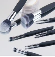 China 7 Pieces Luxury Travel Makeup Brush Set Easy Grip Durable Plastic Handle for sale