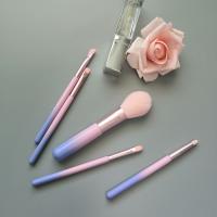 China 5PCS Pink Mini Travel Makeup Brush Set Synthetic Bristle Portable Wooden Handle 15cm for sale